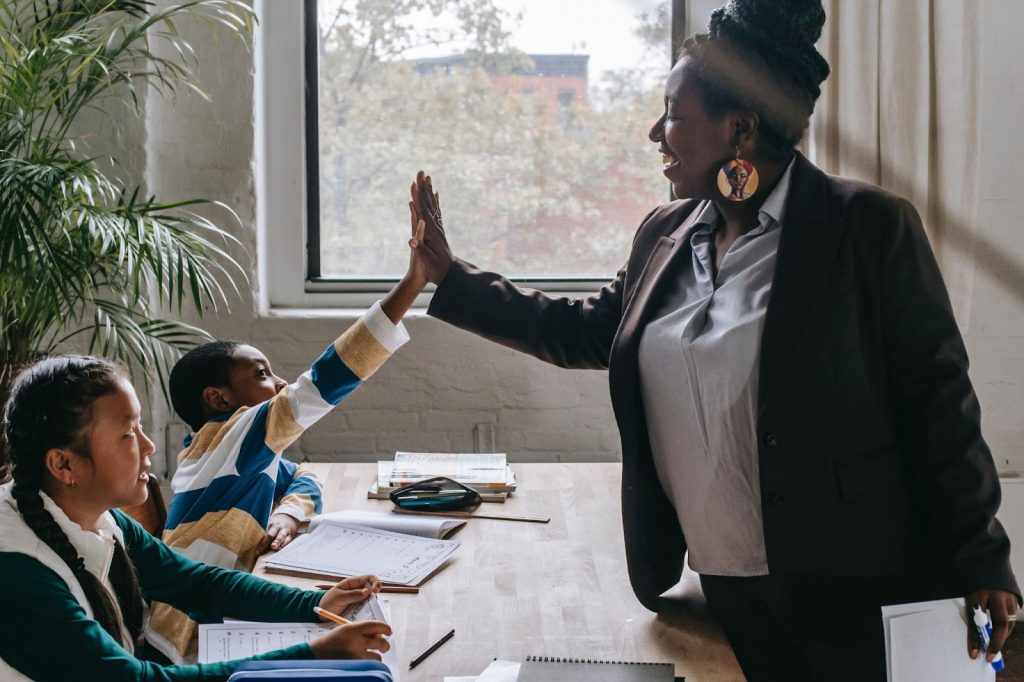 5 Best Tips To Provide Meaningful Feedback to Students