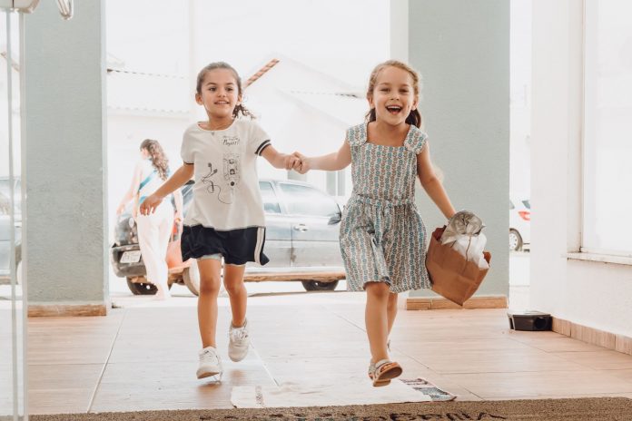 What is Creative Play for Kids: Its Importance & Activities