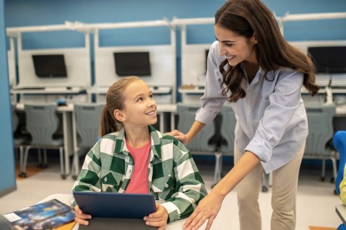 5 Best Examples of Assistive Technology in the Classroom