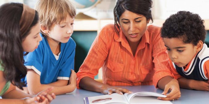 How to teach 4th Grade Kids: 25 Best Tips & Tricks